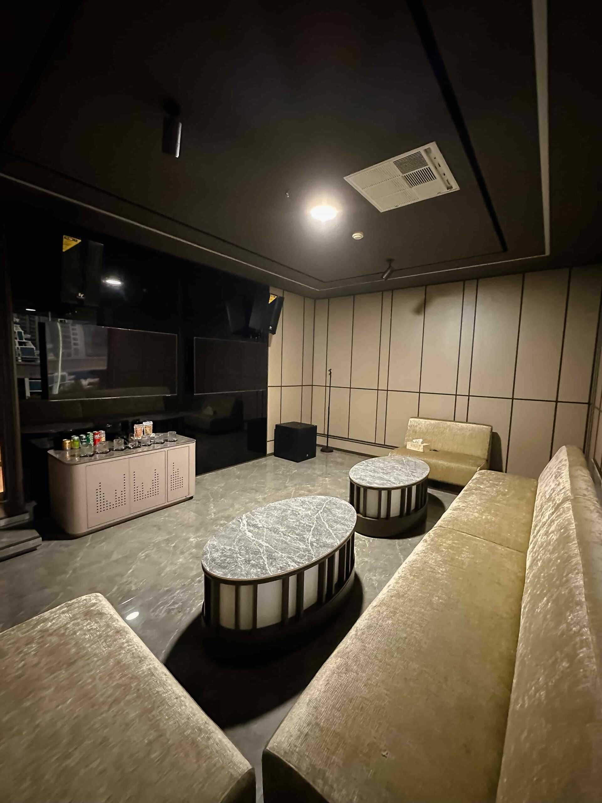 Karaoke Private Room Jakarta: Nyaman & Mewah di Barna KTV