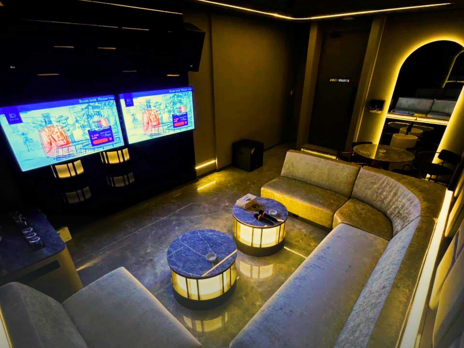 Karaoke di PIK (Pantai Indah Kapuk): 8 Tempat Hits